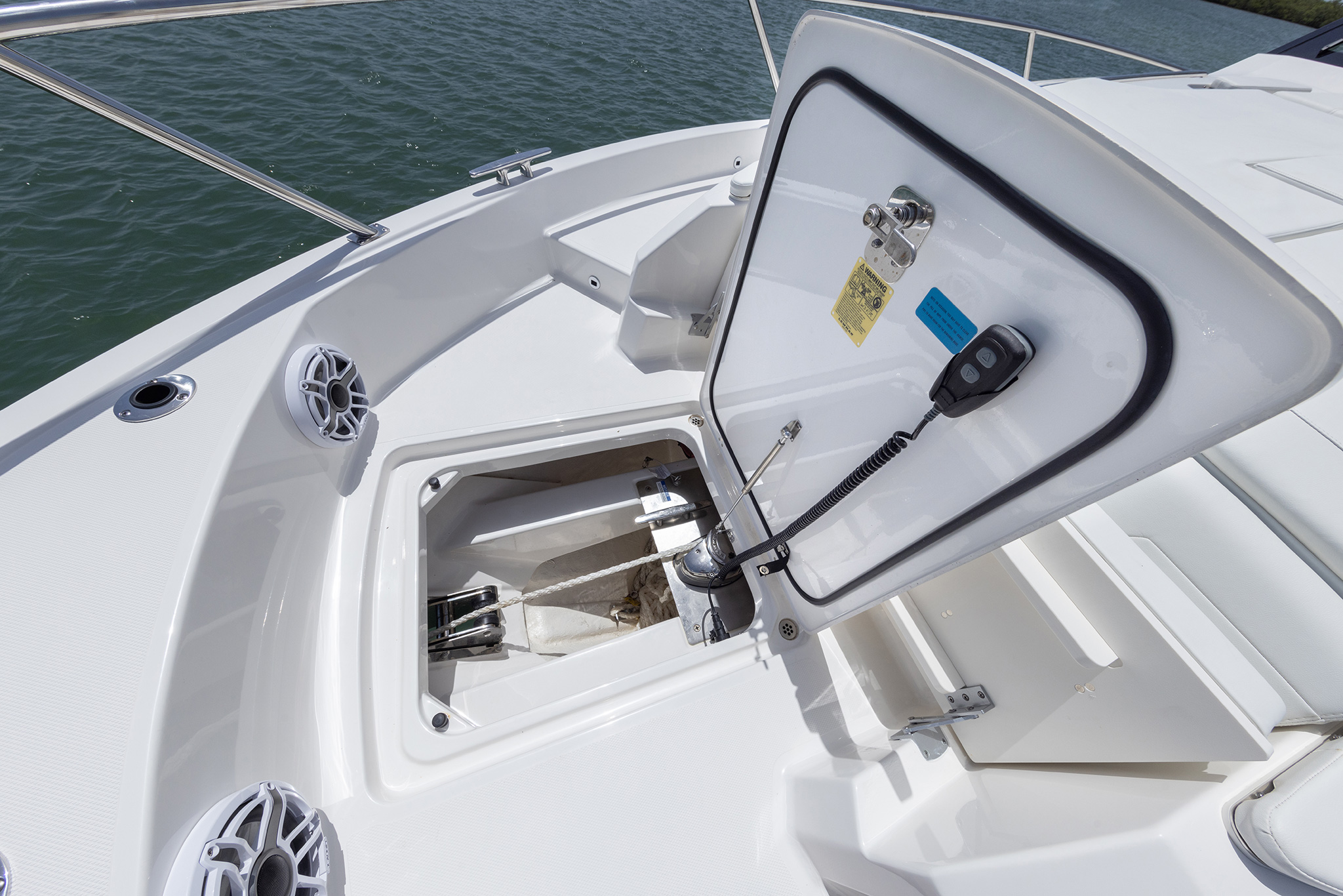 PURSUIT BOATS - OS 445 OFFSHORE BOAT